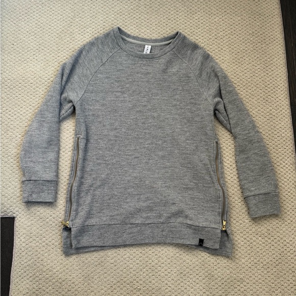 Varley | Sweaters | Varley Gray Knit Sweater Zip Side Details Medium ...